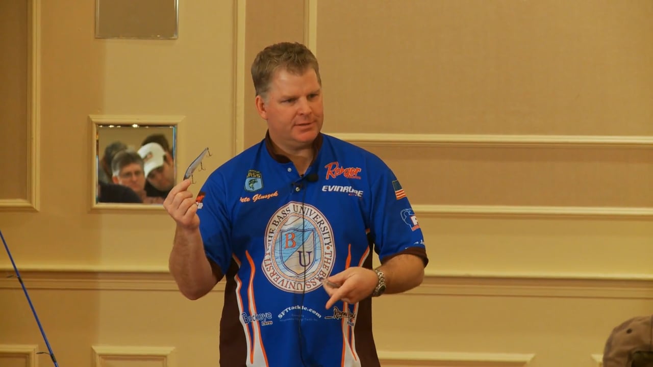 Best Seasonal Tips & Baits for Catching Smallmouth Bass - Pete Gluszek ...